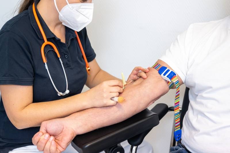 Vitesse de sédimentation : valeur normale et causes d’une valeur élevée ...