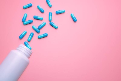 Amoxicilline : indications, posologie et effets secondaires | Charles.co
