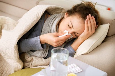 Grippe : symptômes, durée, contagiosité et test | Charles.co