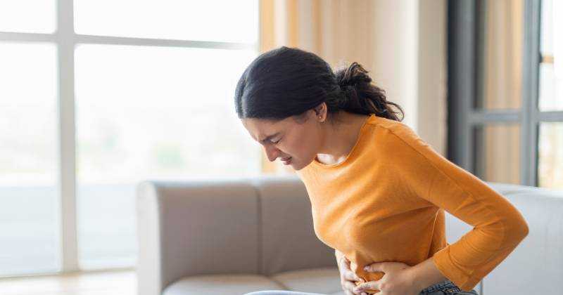 Péritonite : définition, symptômes, causes et traitements | Charles.co