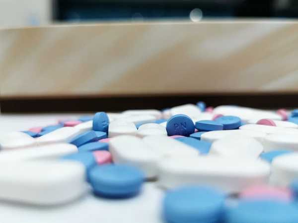 Viagra ou Cialis : différences, efficacité et conseils pour bien ...