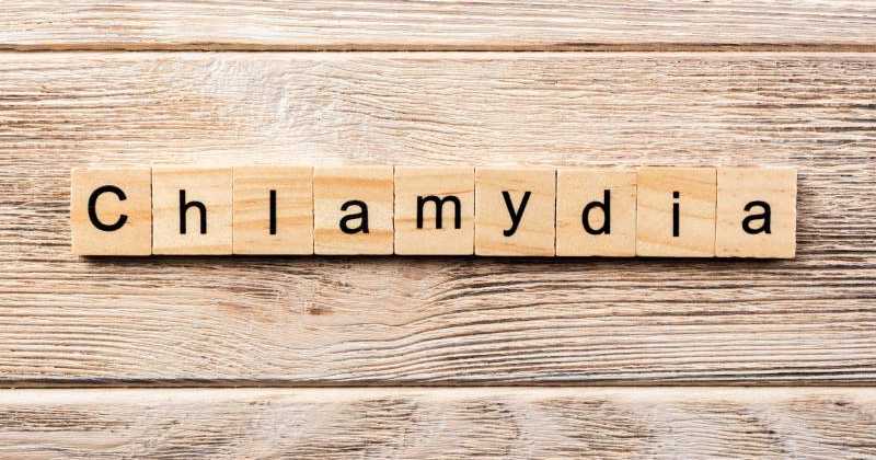 Chlamydia trachomatis : symptômes, diagnostic et traitement | Charles.co