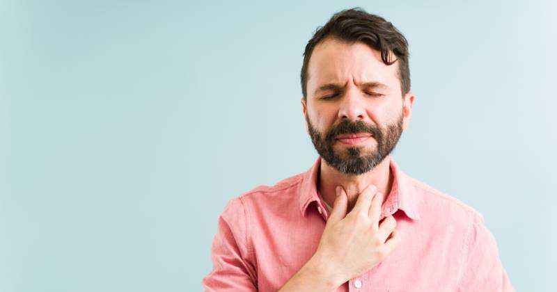 Angine : symptômes, traitements, contagiosité et durée | Charles.co