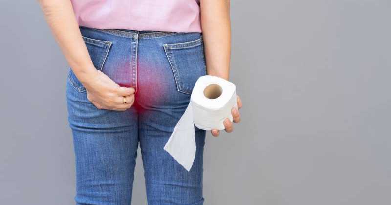 Sang dans les selles : causes et solutions | Charles.co