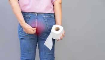 Sang dans les selles : causes et solutions | Charles.co