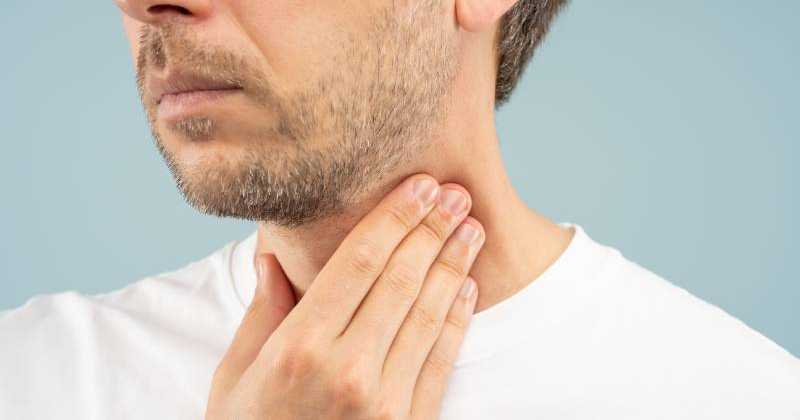 Angine rouge : symptômes, traitements et durée | Charles.co